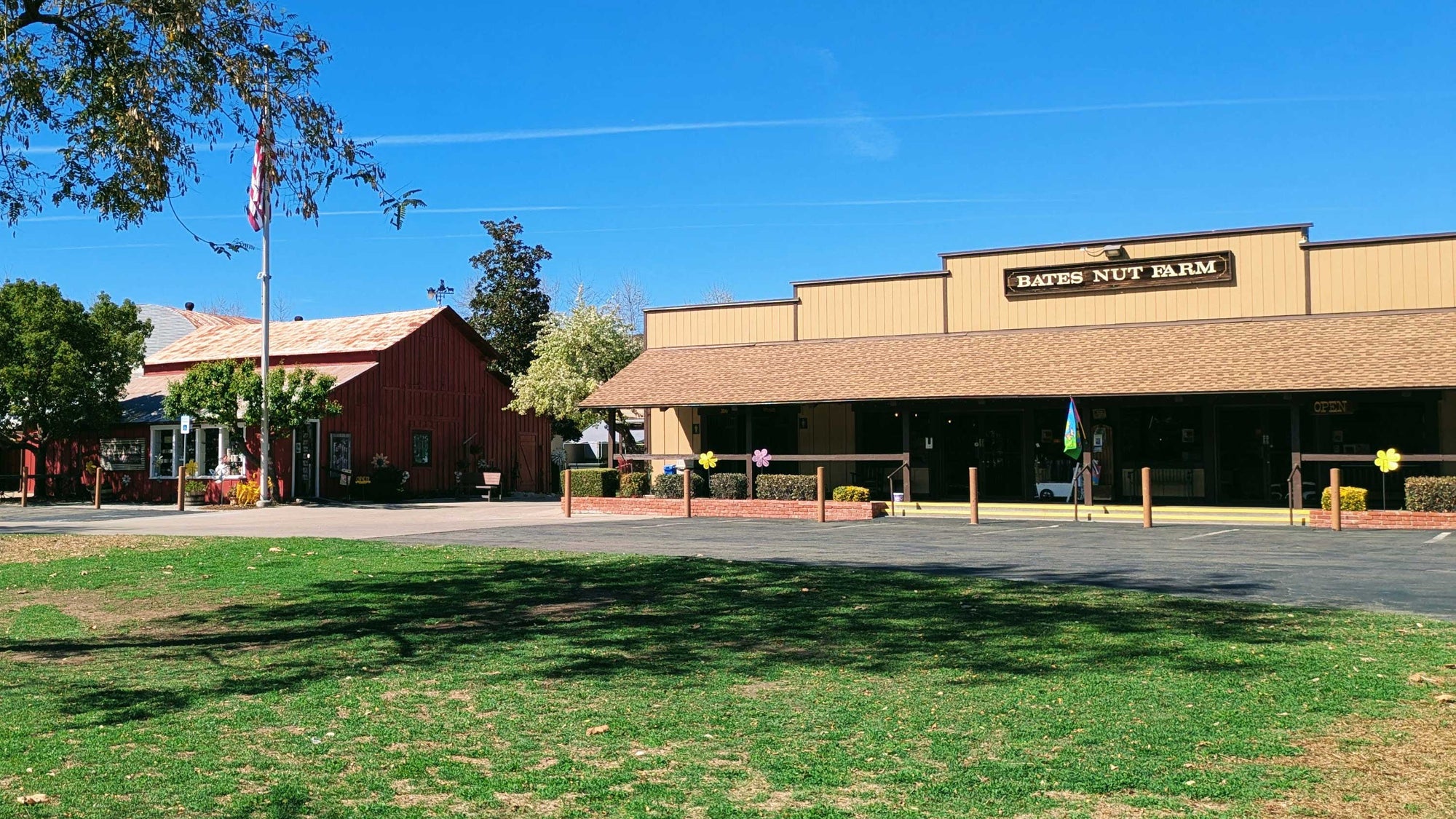 Experience Bates Nut Farm