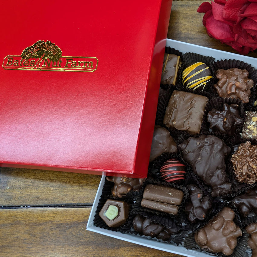 Bates Nut Farm | Gifts, Nuts & Treats | Farm Animals