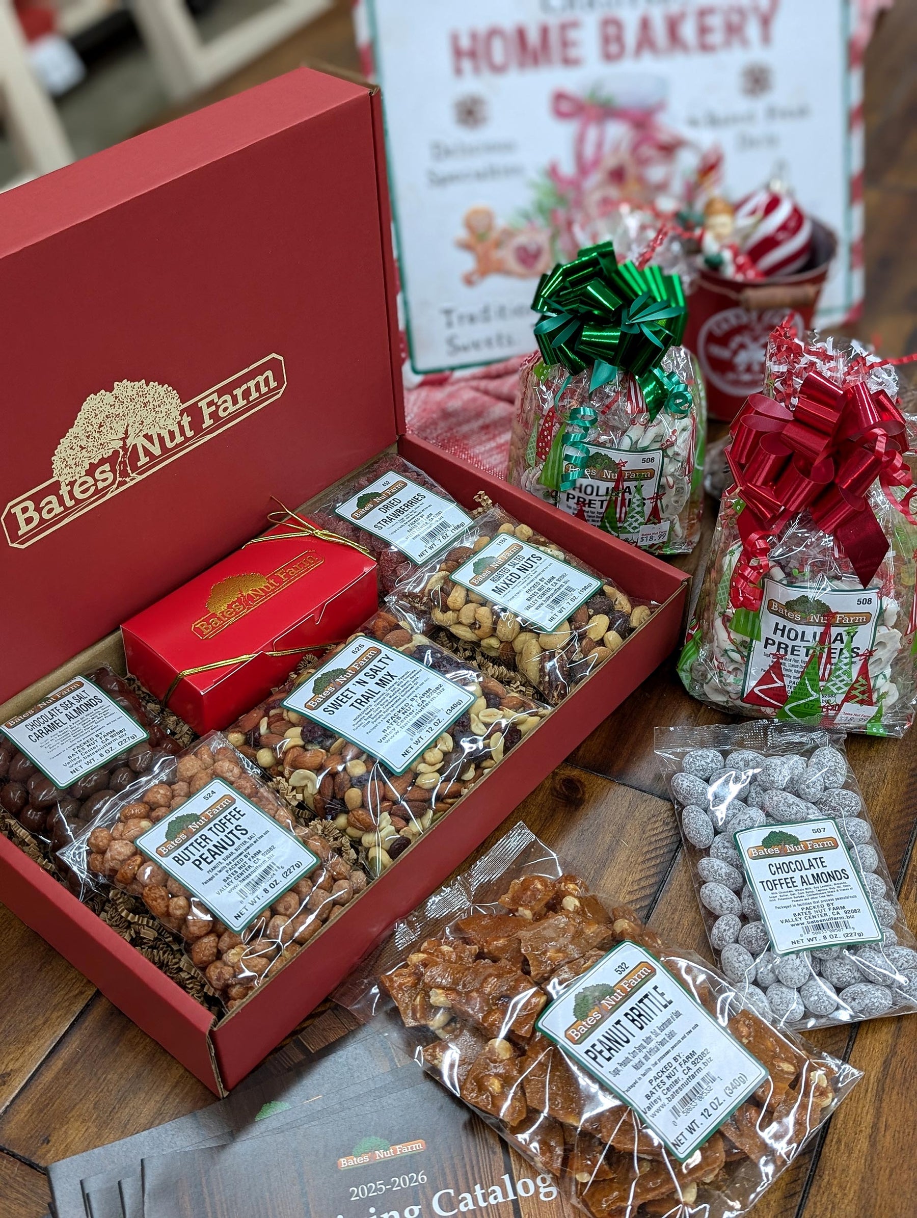Bates Nut Farm | Holiday Gifts, Nuts & Treats | Farm Animals