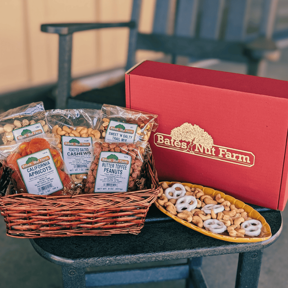 Bates Nut Farm | Pumpkin Patch | Roasted Nuts | Farm Animals