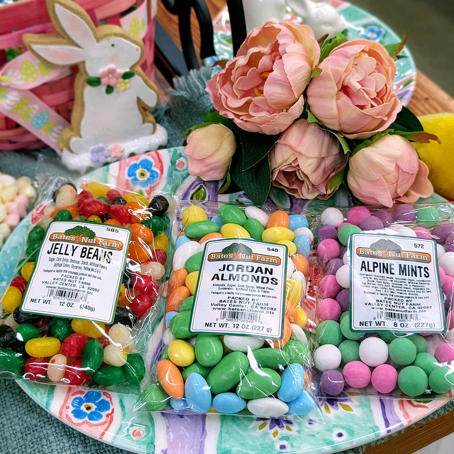 Bates Nut Farm | Gifts, Nuts & Treats | Farm Animals