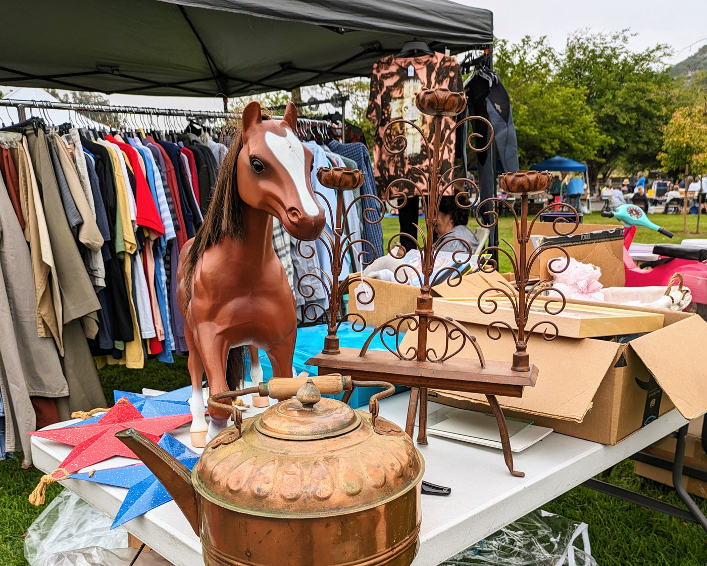 Bates Nut Farm | Country Store | Fresh Nuts | Farm Animals